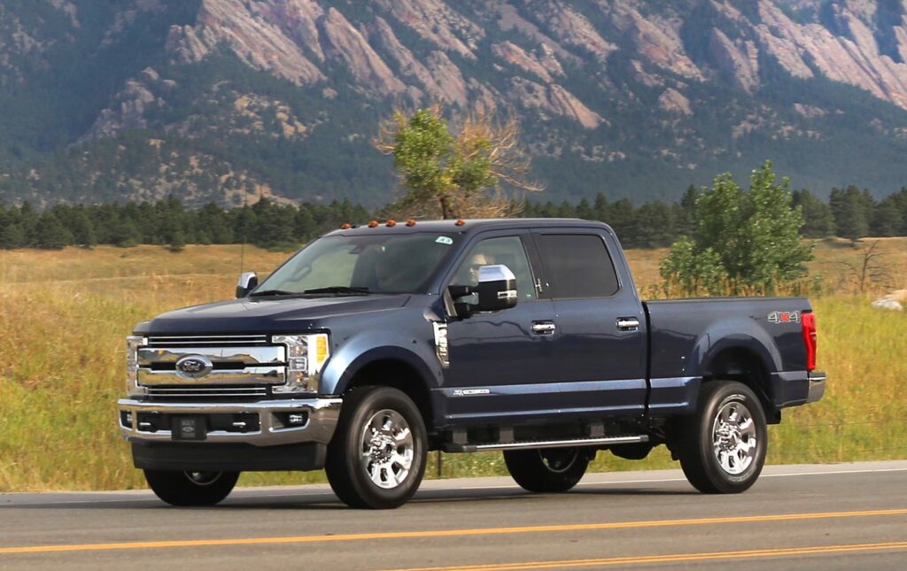 2027 Ford F-250 Super Duty Release Date, Engine, Performance - New Ford USA